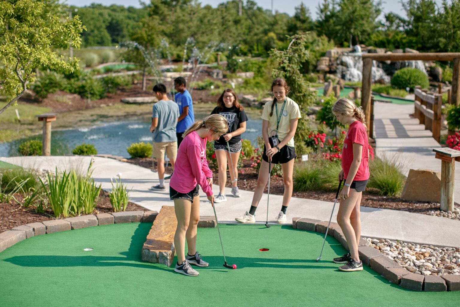 Miniature Golf Course in Columbia, Missouri | Midway Golf & Games